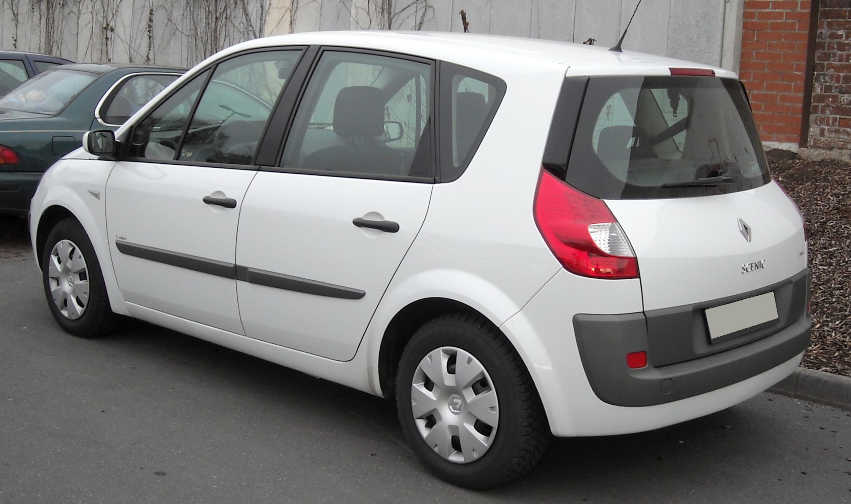 Renault Scenic II (Phase II) 1.9 dCi (130 Hp) FAP Automatic